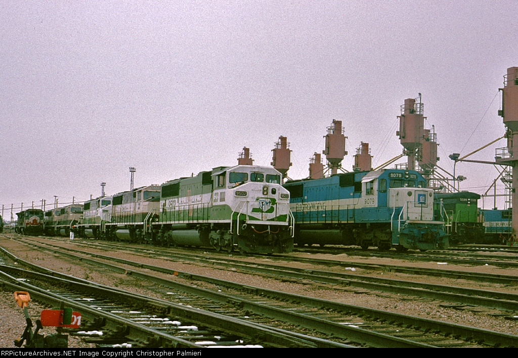BN 9502 and EMD 9079
